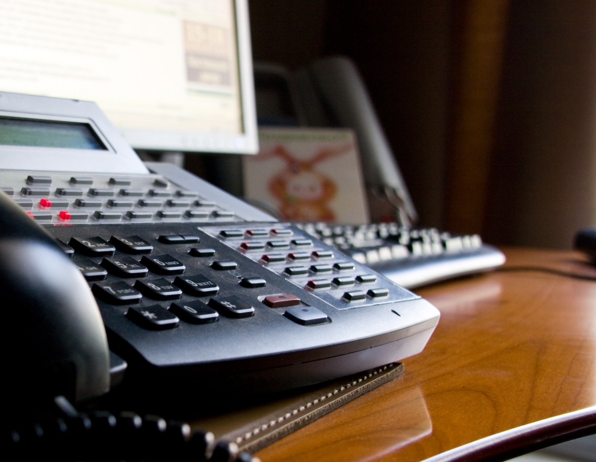 Guide to Small Business Phone Systems - KCG Communications Inc.